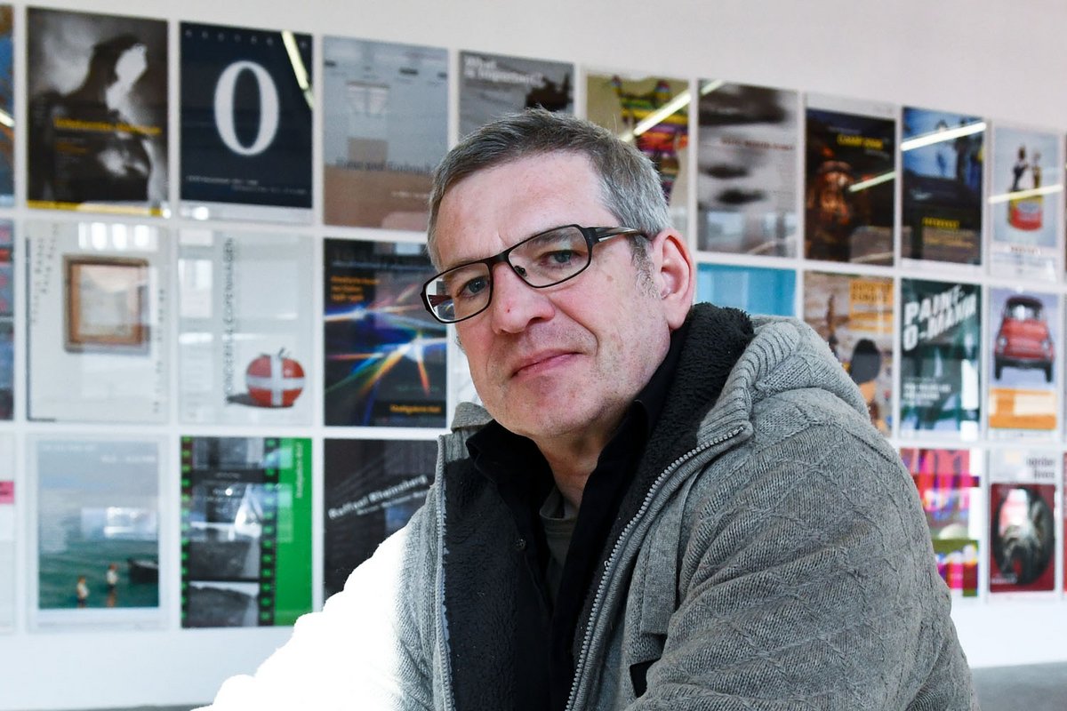 "Blick in die Abgründe" - taz-Porträt von Christopher Ecker ...